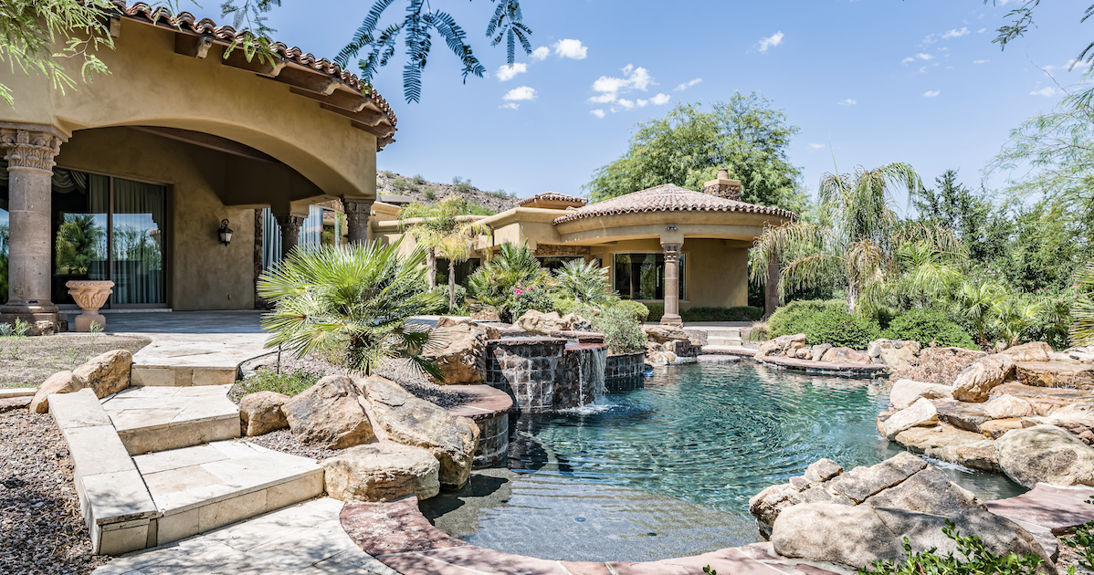 Just Jennifer: Step By Step - Celebrity Parents Magazine