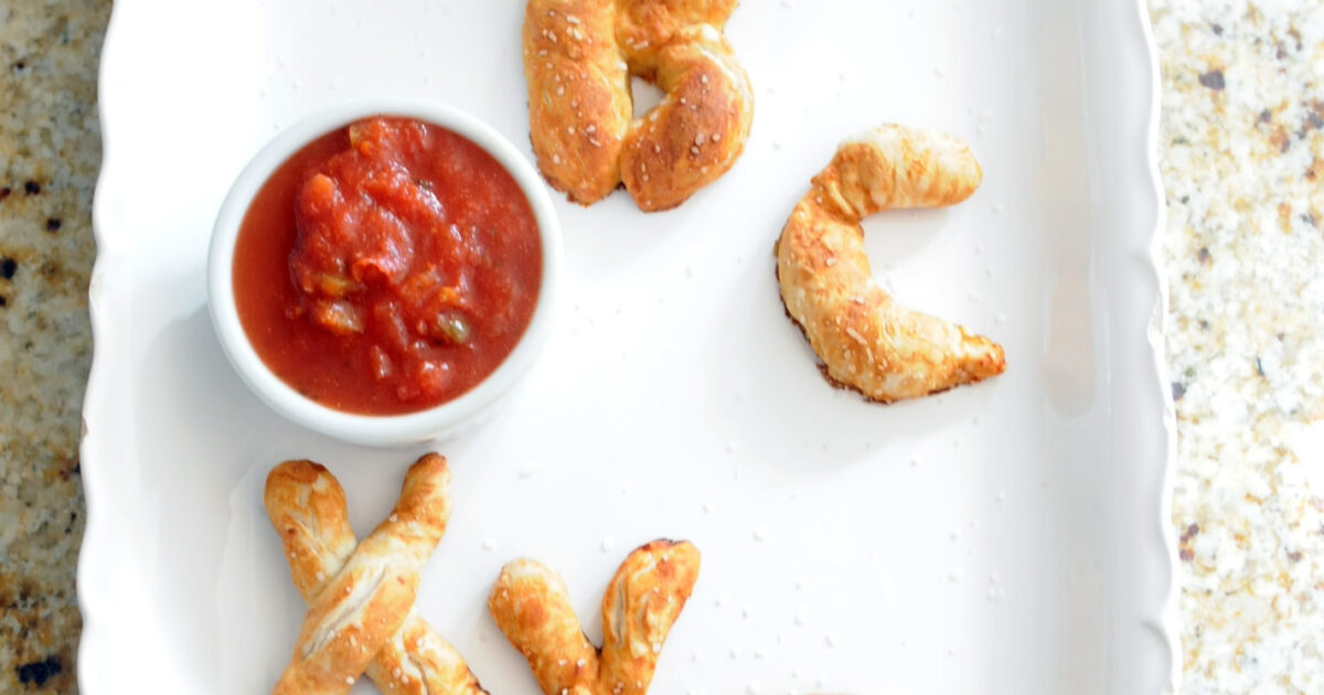 These ABC Pretzels Are As Easy To Make As 1, 2, 3 - Celebrity Parents ...