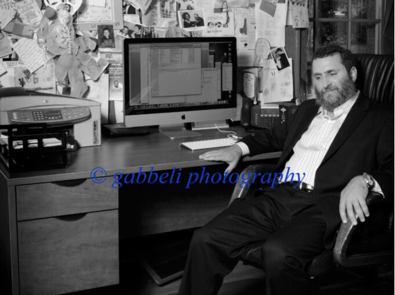 Rabbi Shmuley Boteach Is A Devoted Father To His Nine Children (Just ...